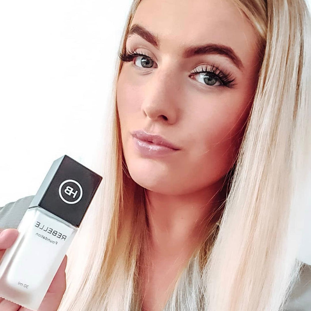 HAILEY BEAUTY | Le fond de teint adaptable à toute les carnations ...